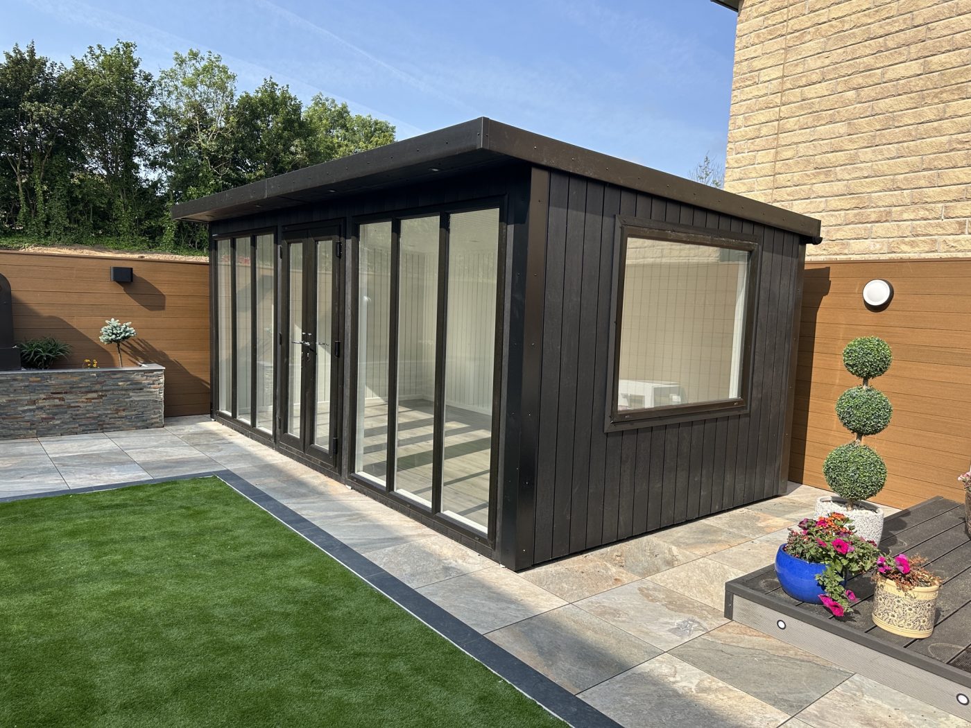 Chippenham Composite Garden Room - Noah Garden Rooms