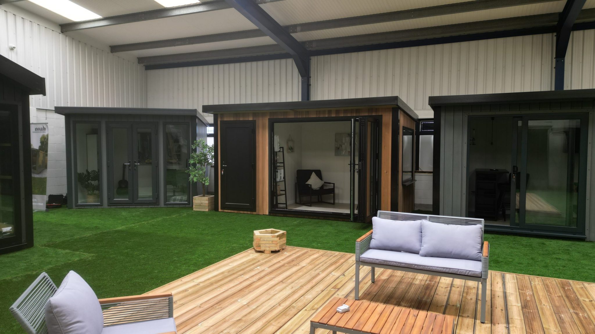 Log Cabins | 10 Year Guarantee
